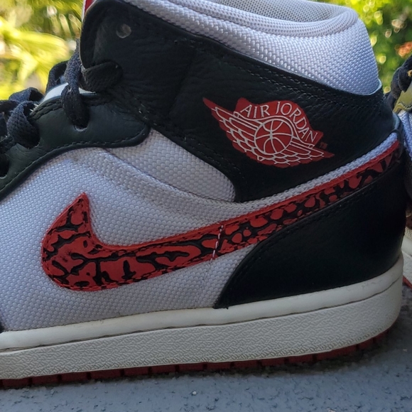 Jordan | Shoes | Air Jordan Retro Red Cement | Poshmark